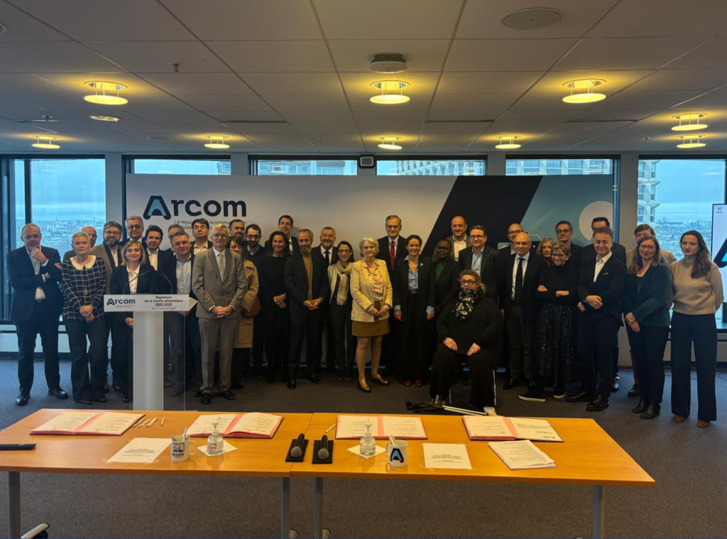 L'ANIA signe la nouvelle charte de l'ARCOM - ANIA
